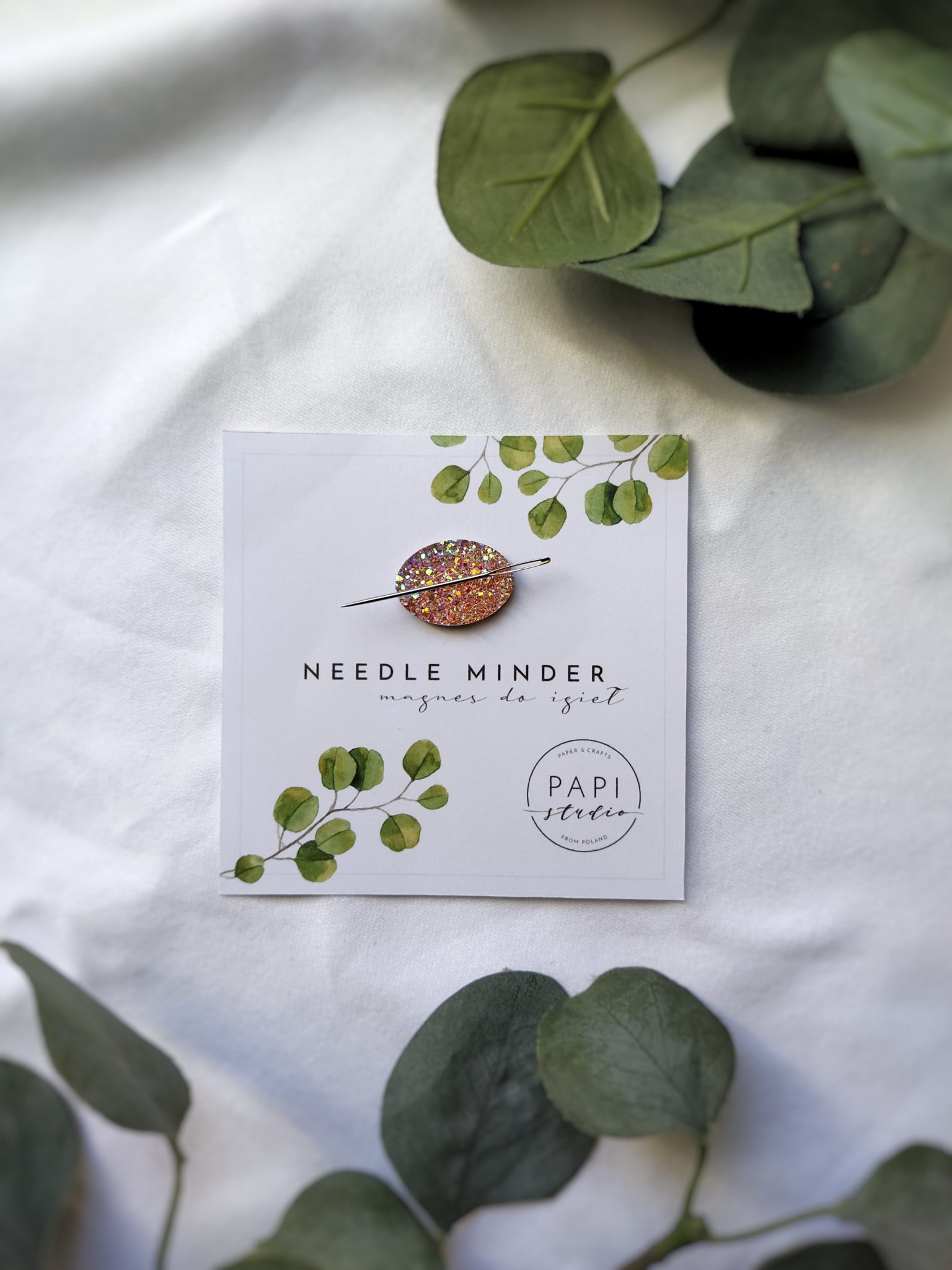Needle minder – PAPI studio